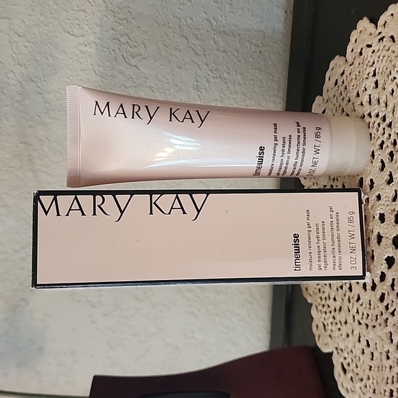 Mary Kay | Skincare | Mary Kay Moisture Renewing Gel Mask | Poshmark